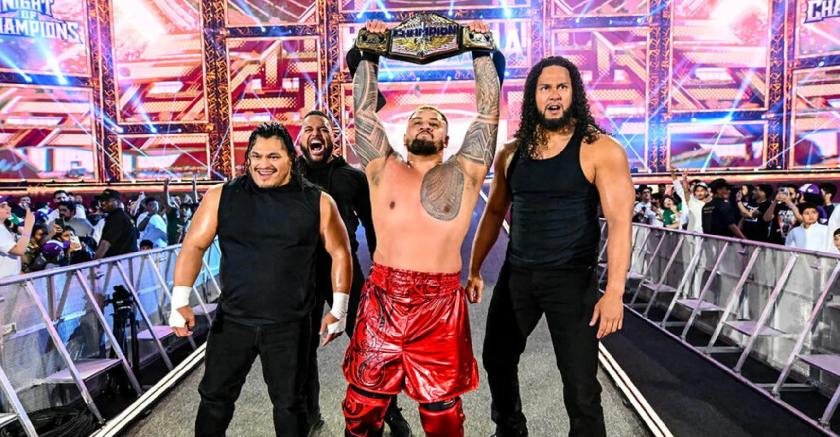 Solo Sikoa Reveals New Bloodline Name "MFT" on WWE SmackDown — A More Dangerous Family Tree