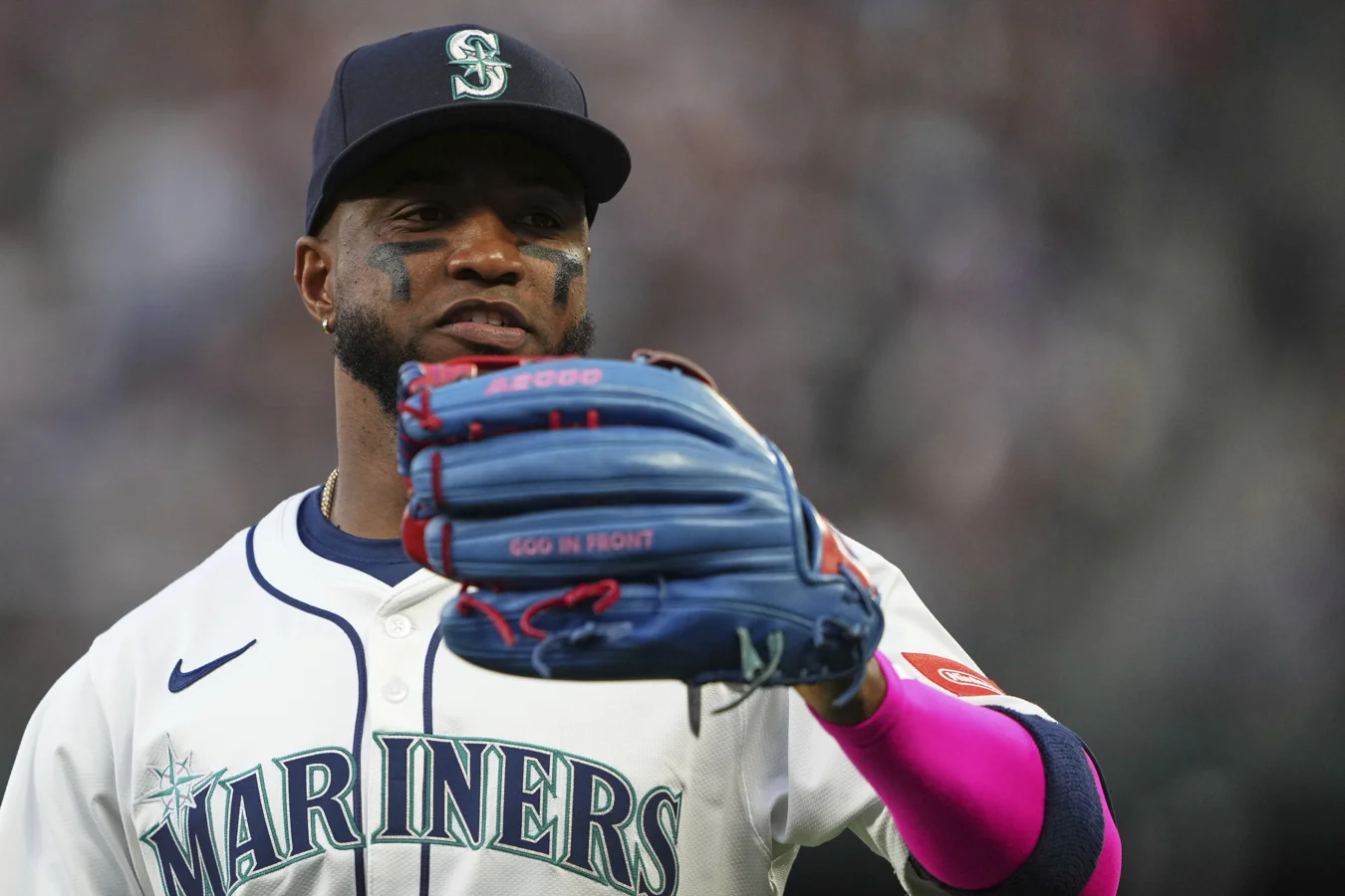 Roman Reigns Shocked as WWE Fans Boo Cody Rhodes Unexpectedly