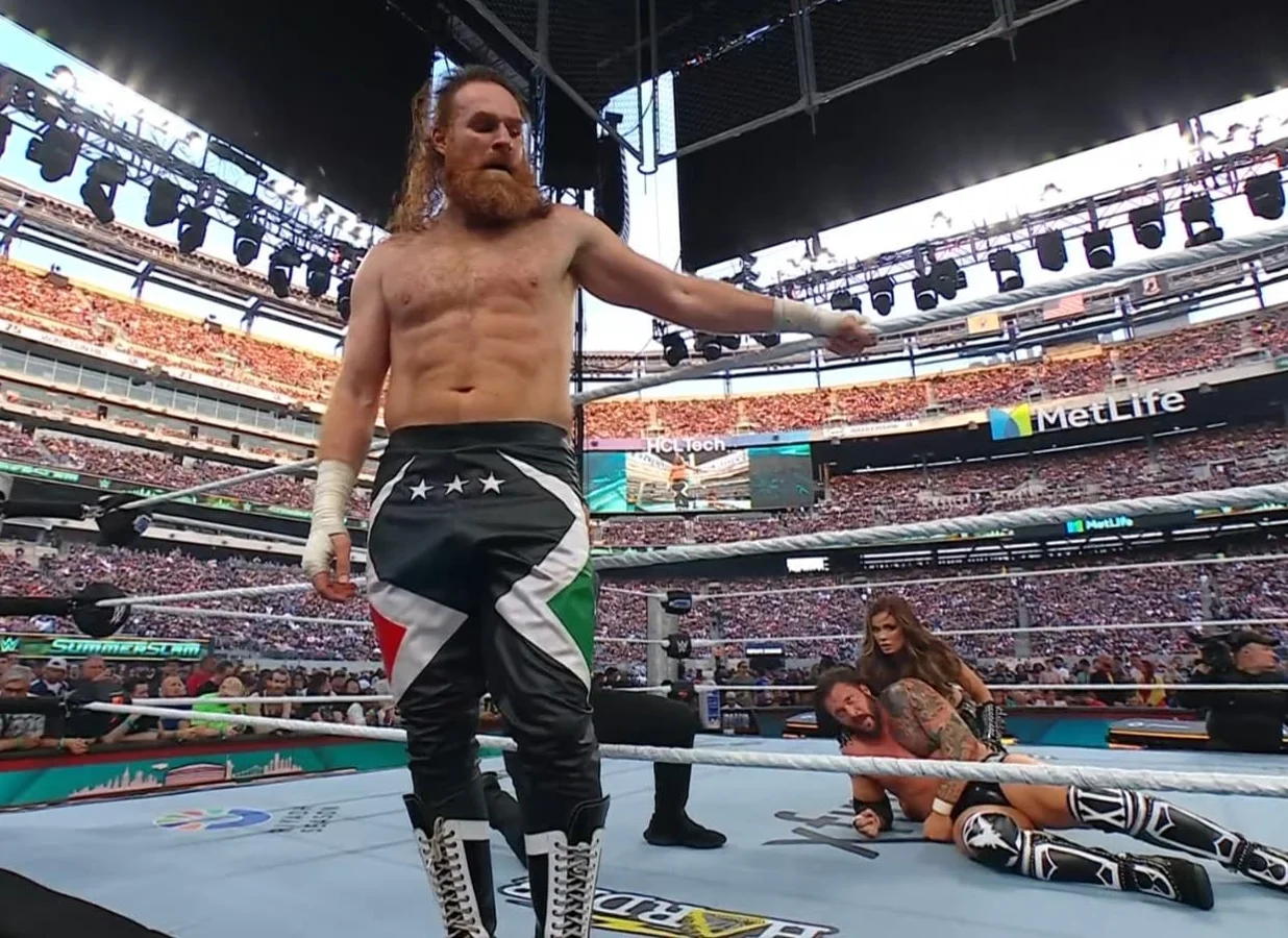 Tiffany Stratton Shuts Down Hulk Hogan Talk Amid Backlash as WWE ...